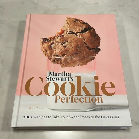 Martha Stewart | Kitchen | Signed Martha Stewarts Cookie Perfection ...